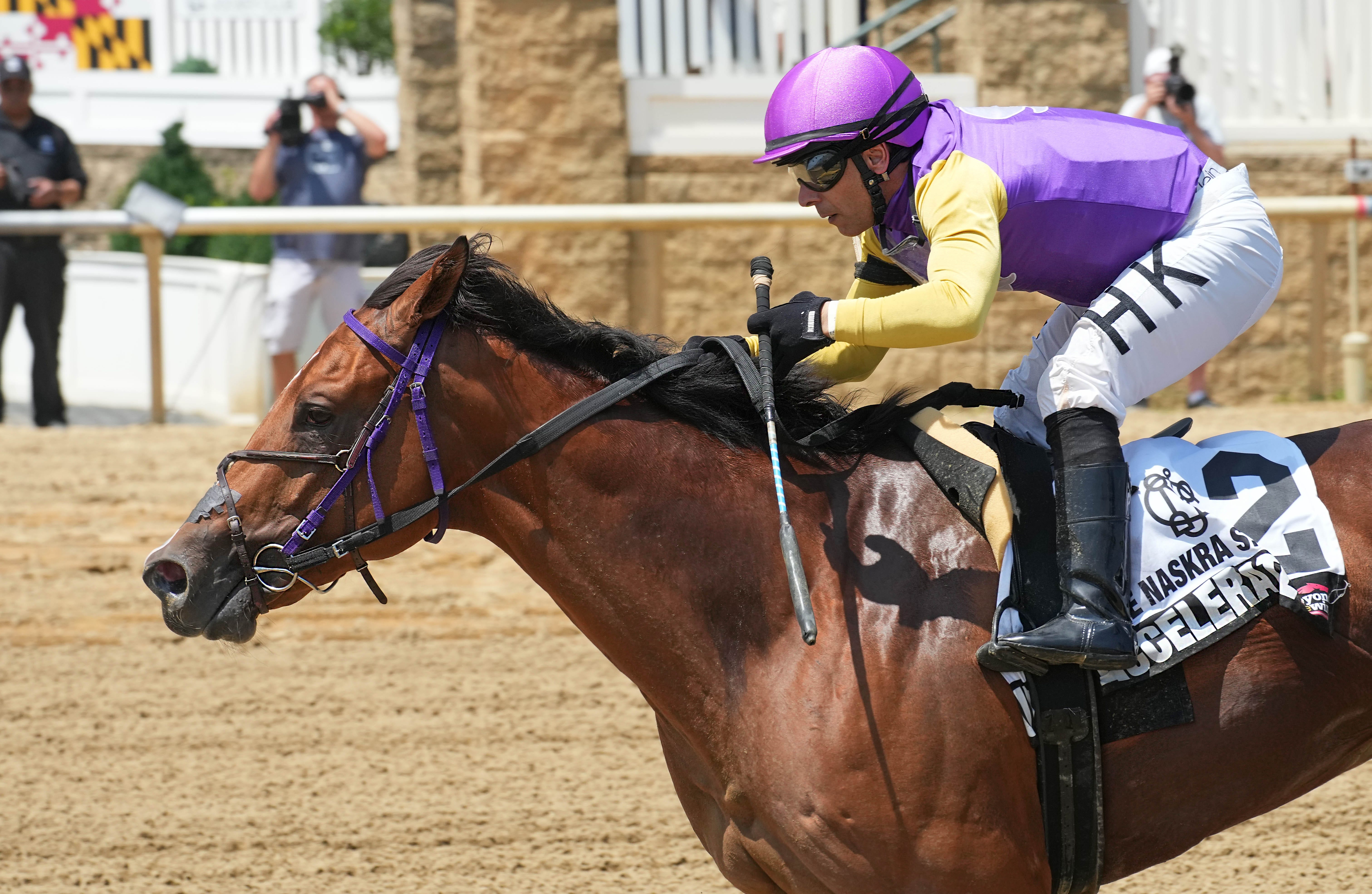 Super Accelerate gets great ride to win Star de Naskra