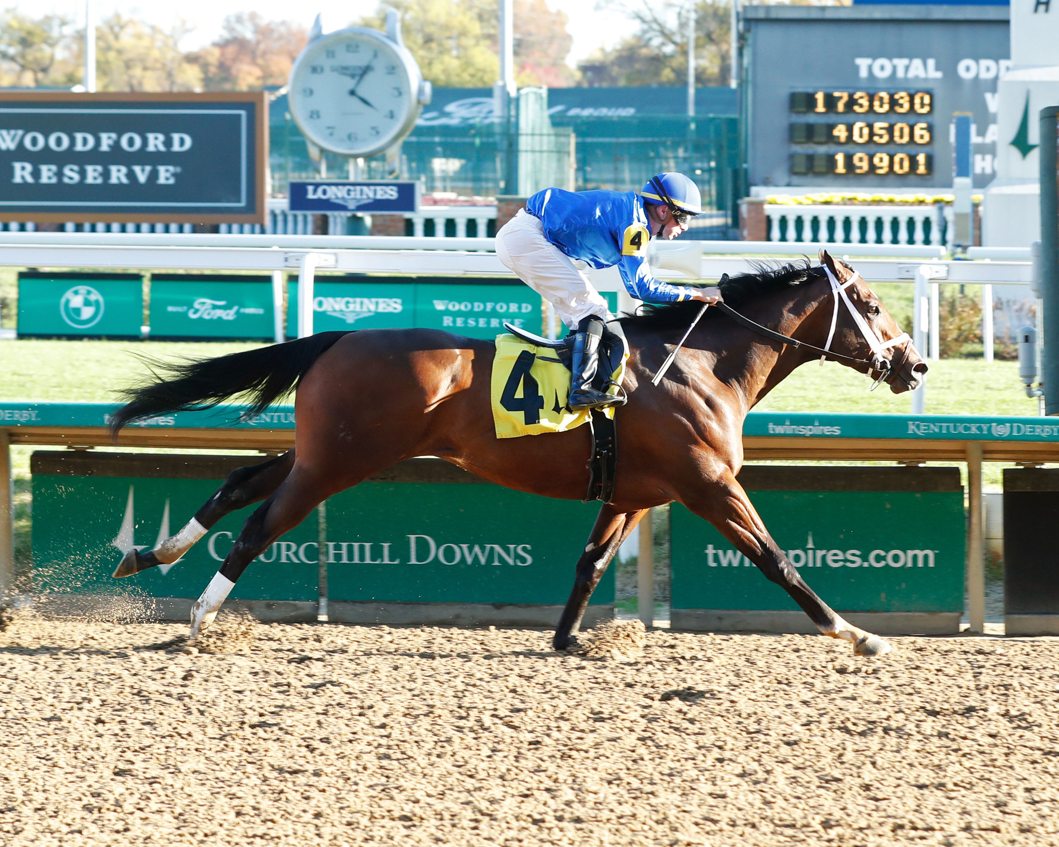 Nash cuts back to a mile in Hot Springs Stakes