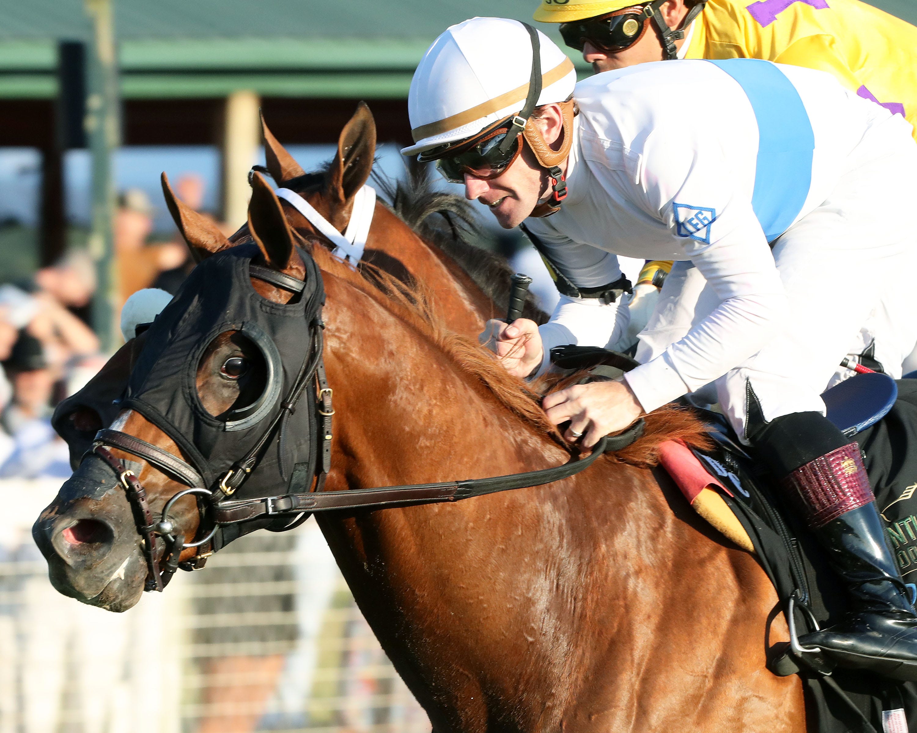 With F Five now in the field, Lynch has two good chances in McKnight