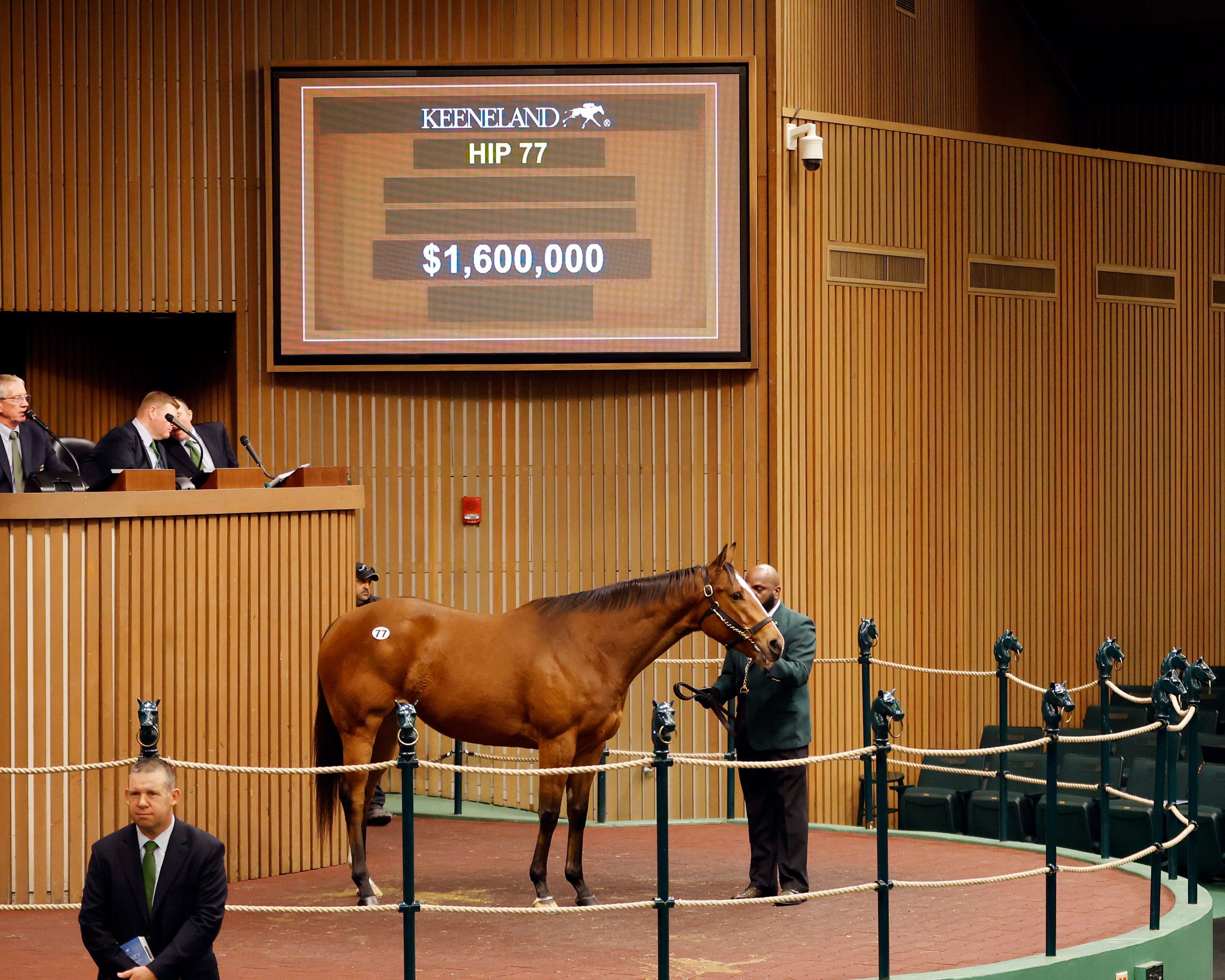 Prank pulls off sale-topping $1.6 million bid at Keeneland January opener
