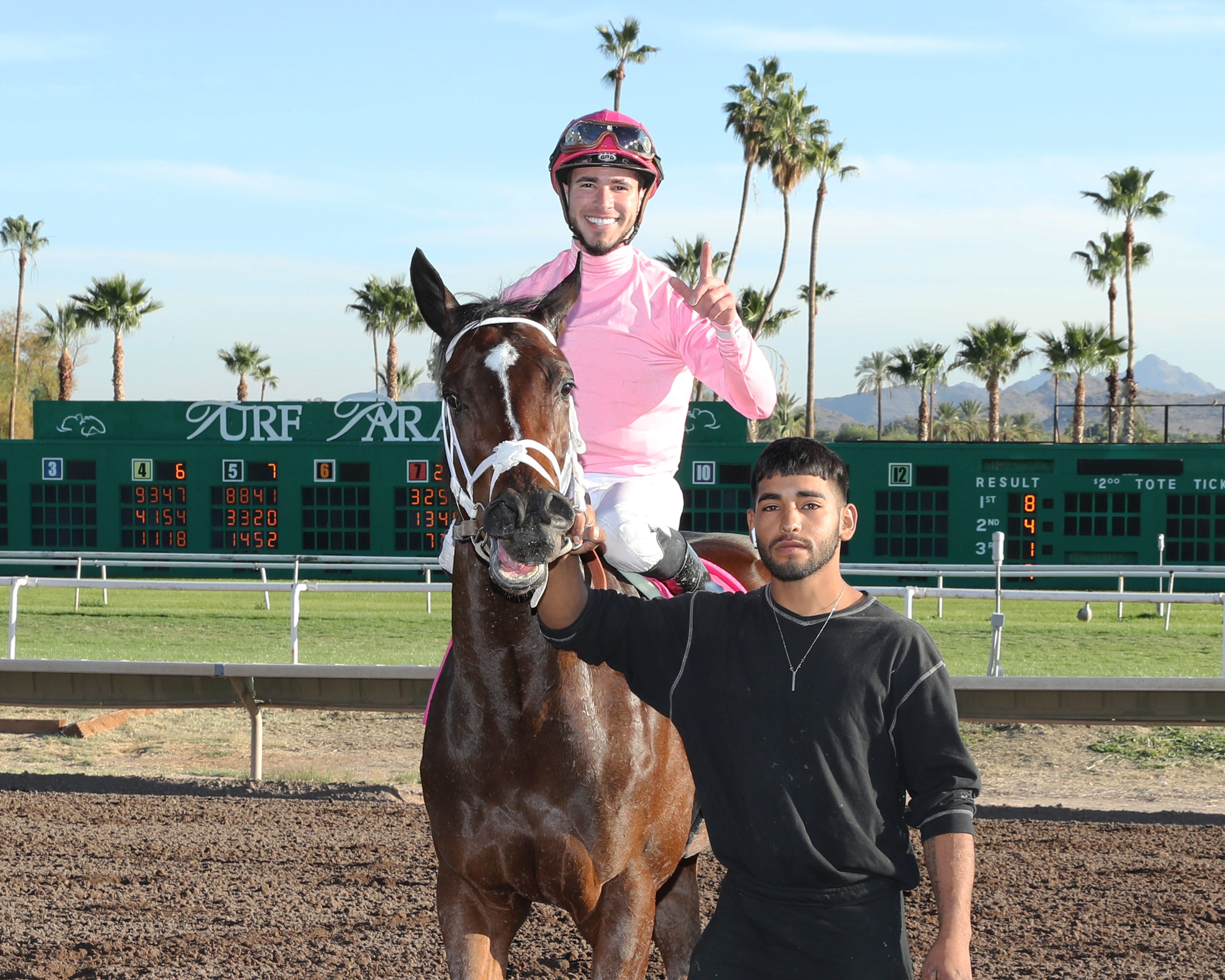 Golden Gate leading rider Evin Roman makes move to Turfway