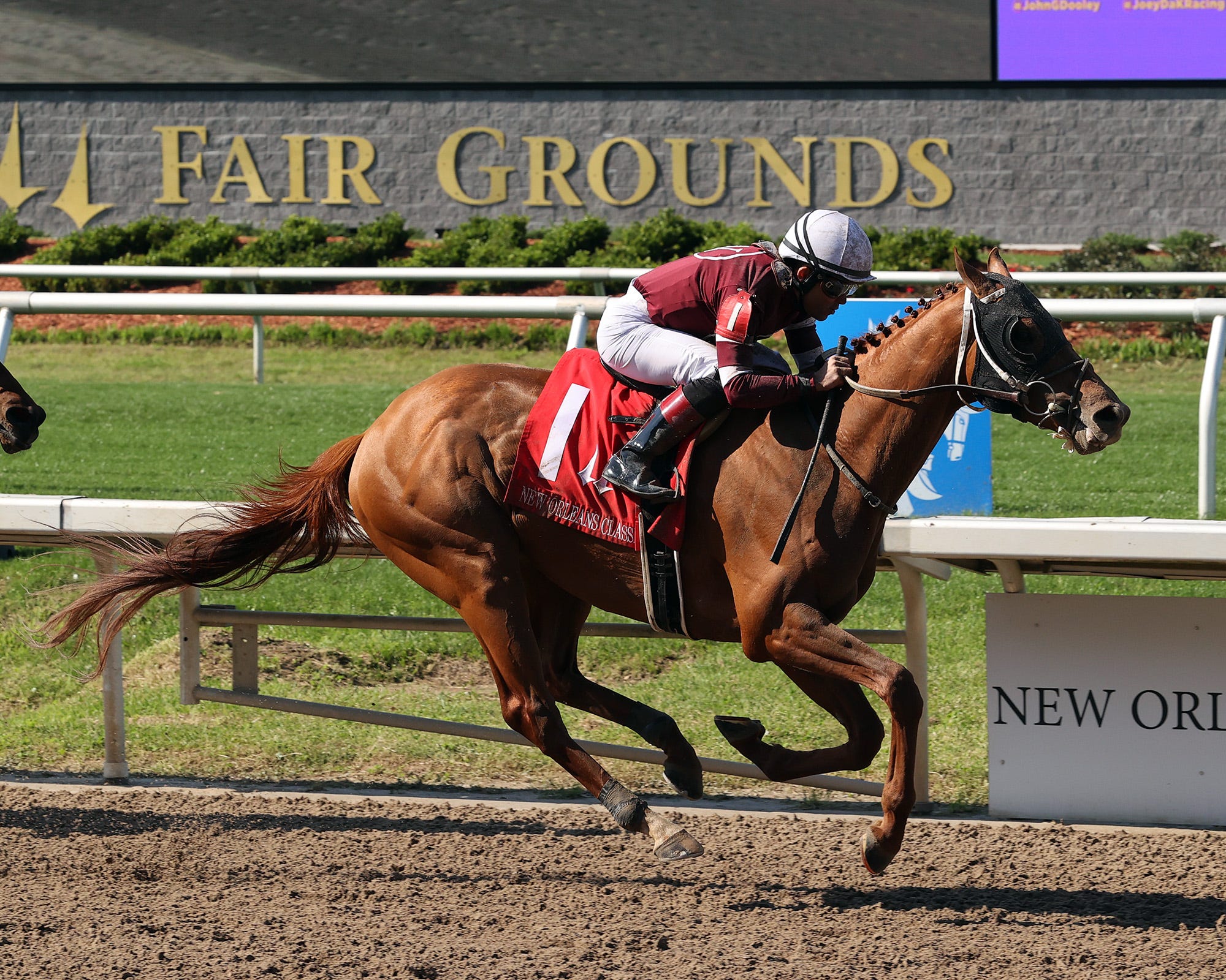 Red Route One uses ground-saving tactics to take New Orleans Classic