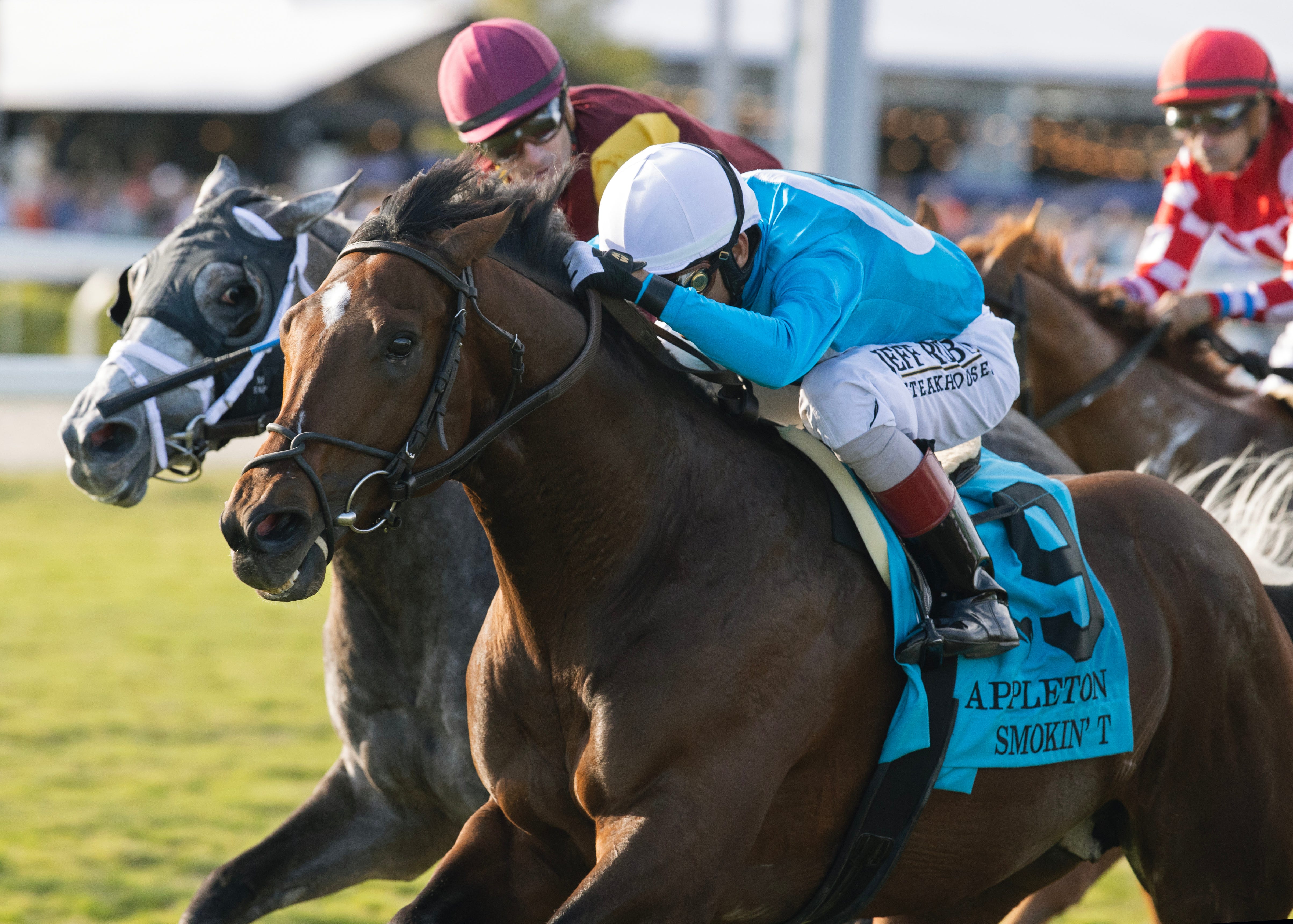 Smokin' T gets up at the wire for Appleton victory