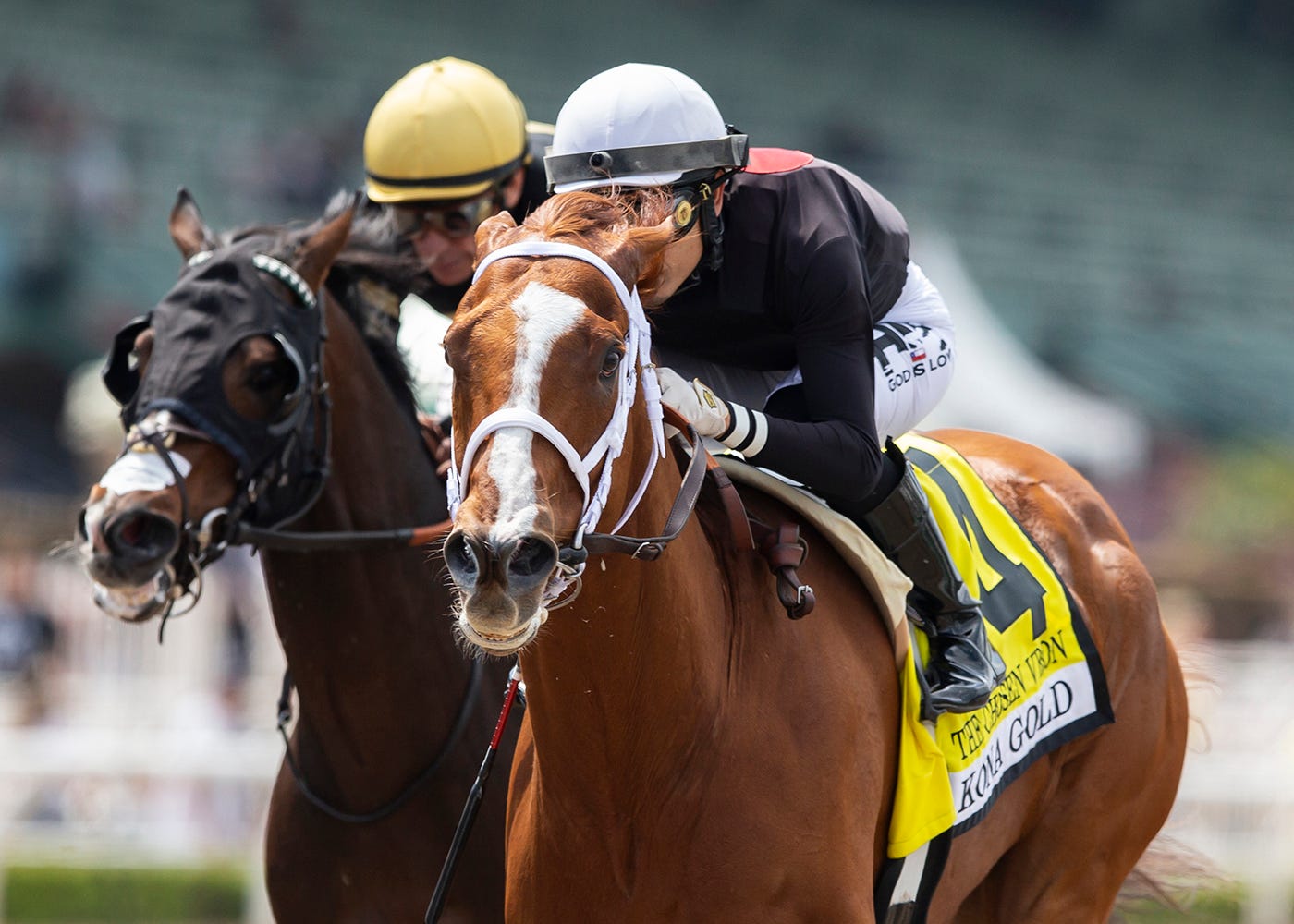 The Chosen Vron holds off Happy Jack in Kona Gold