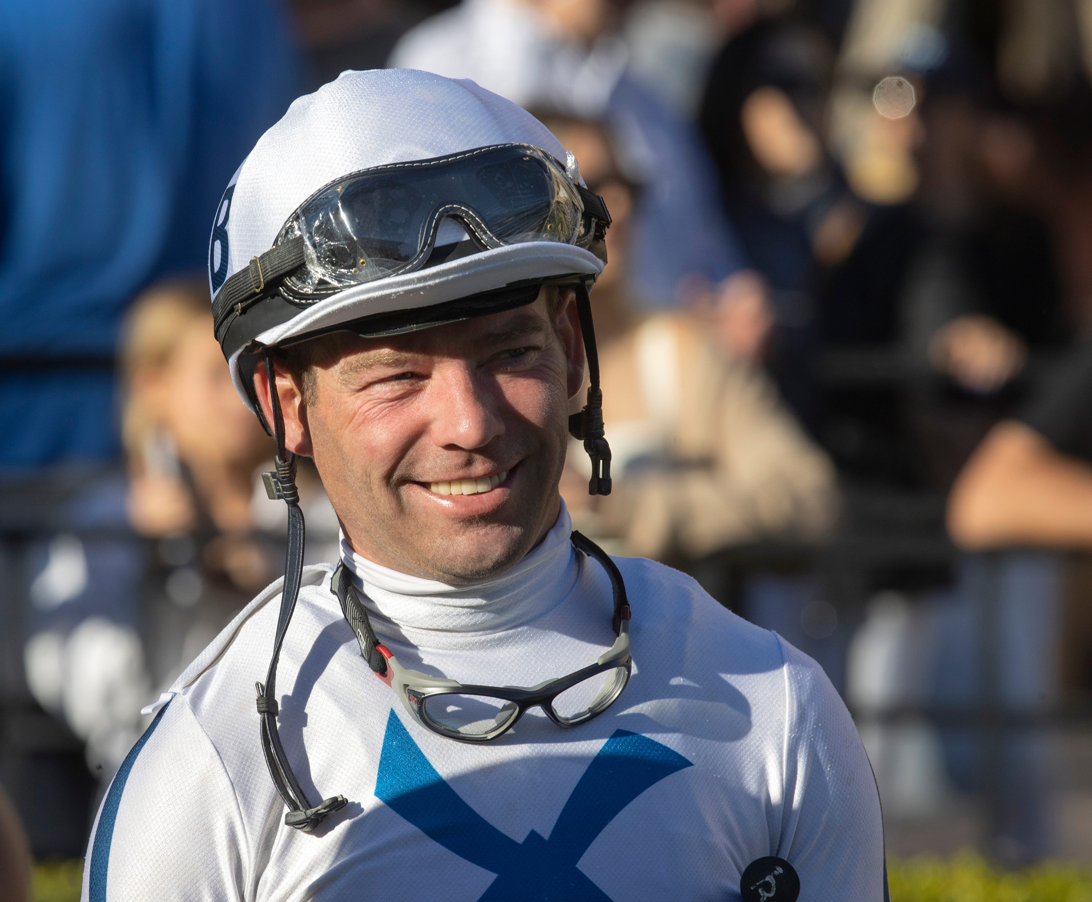 Jockey Baze sidelined by hand injury suffered at Los Alamitos