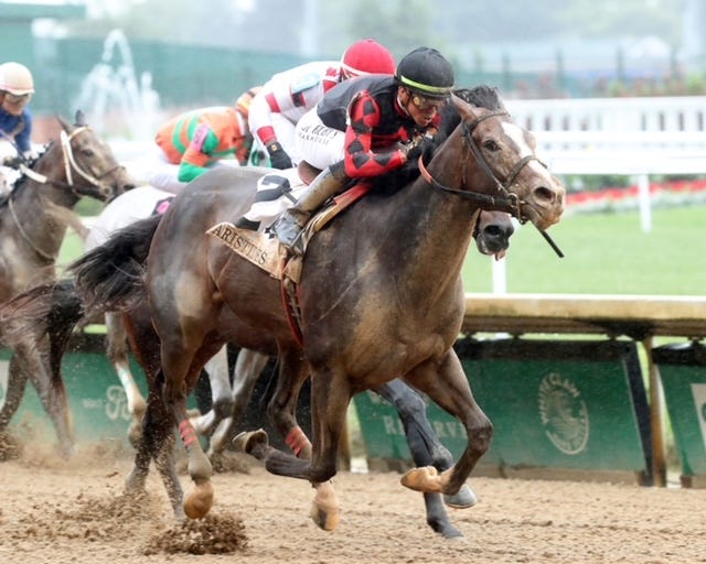Closethegame Sugar ($38.92) catches Skelly in final strides of ...