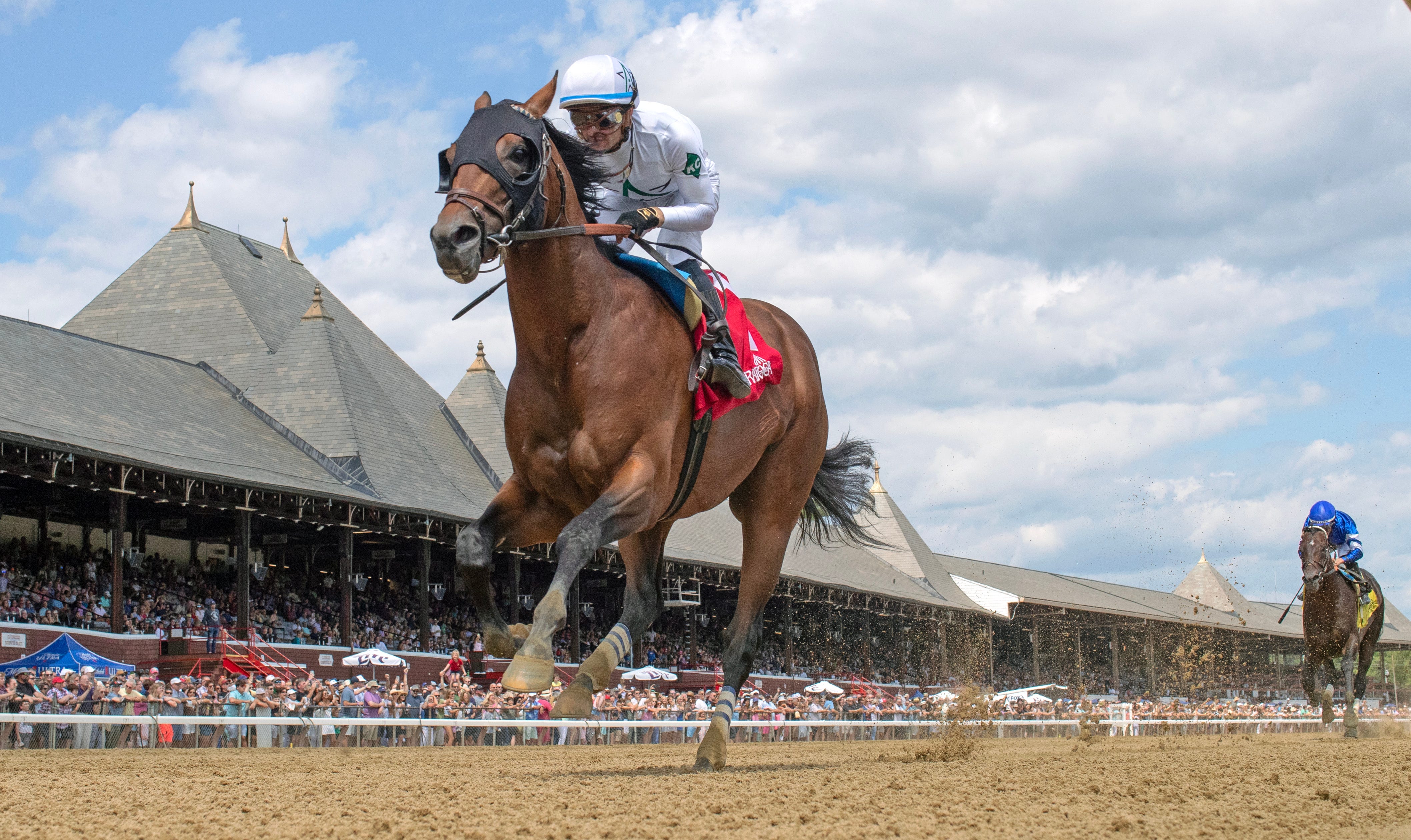 World Record sizzles to front-running victory in Amsterdam