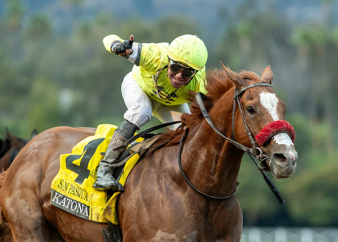 Katonah turns patience at back of pack into 2-length San Pasqual win