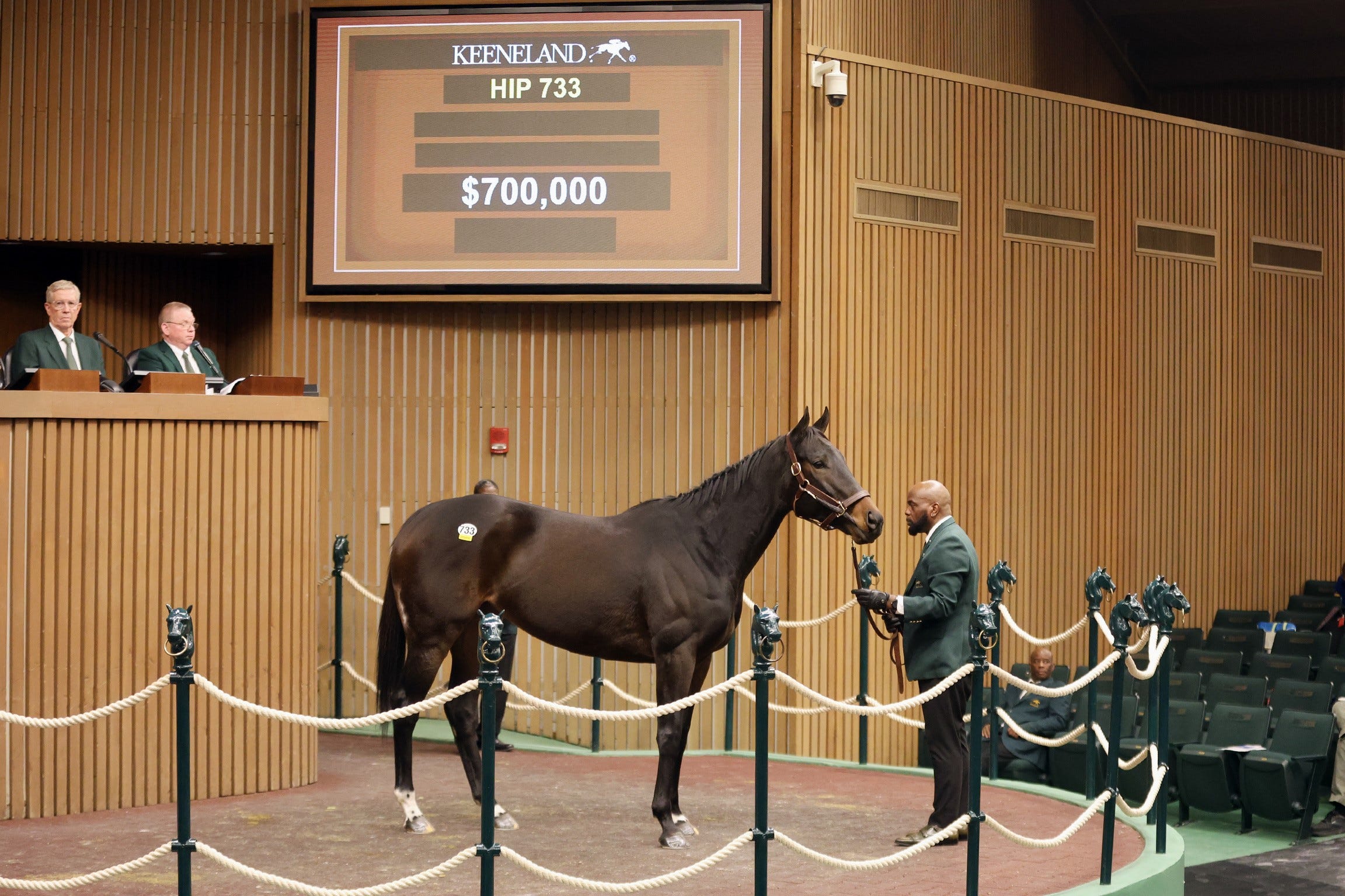 Love to Shop leads Keeneland January second session at $700,000