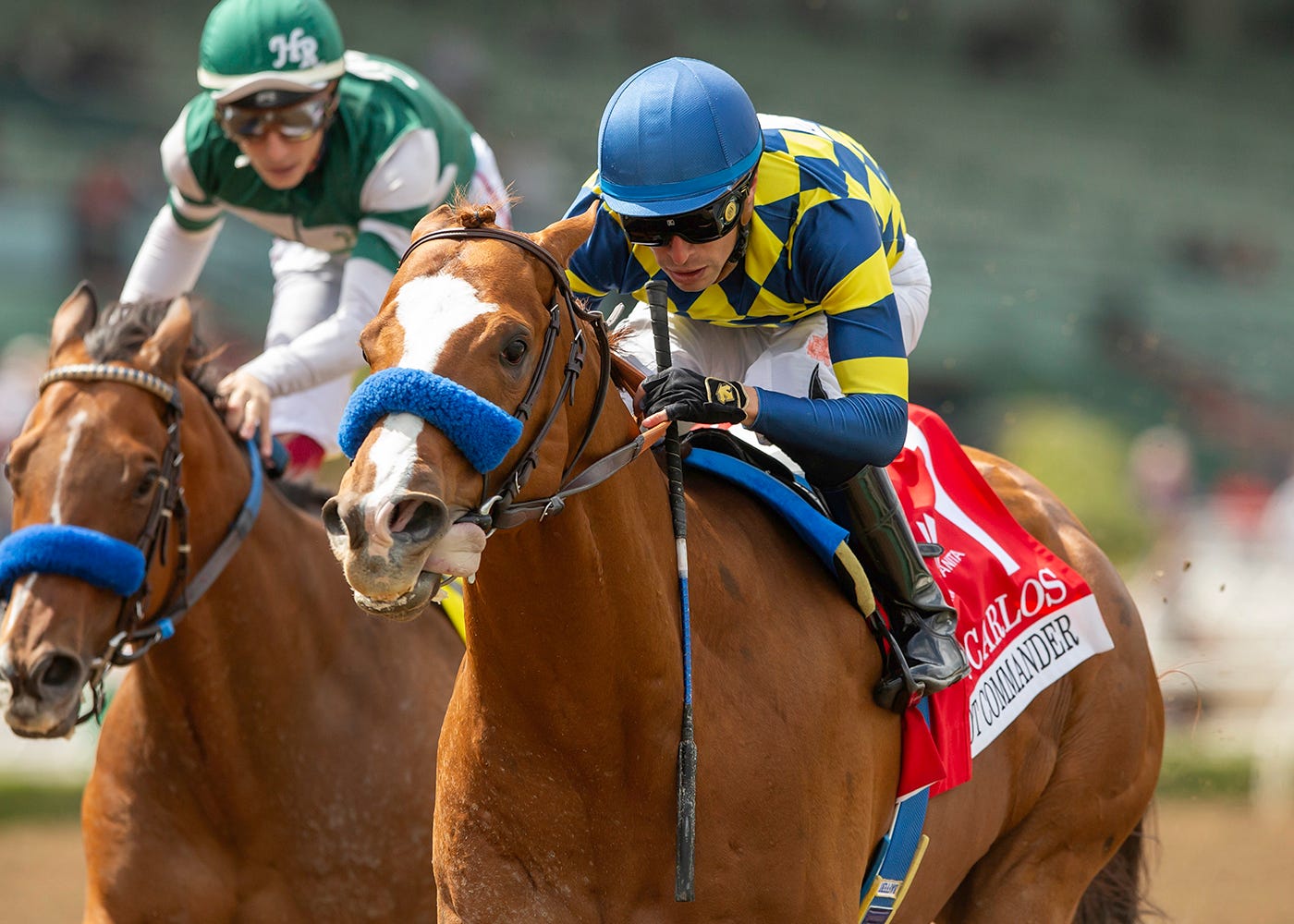 Hernandez changes strategy, Pilot Commander takes San Carlos Stakes