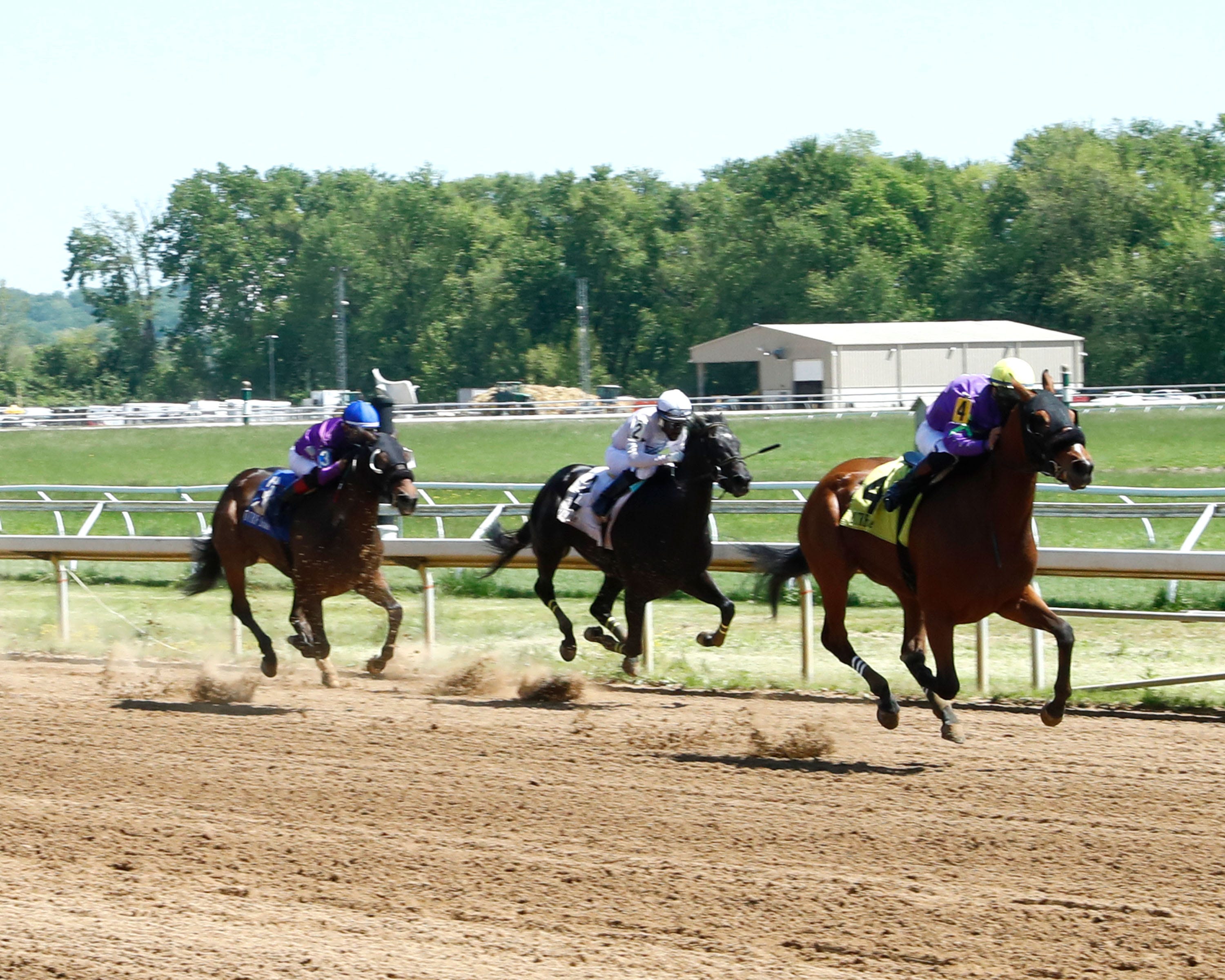 Boots Malone turns the tables on Fortissimo, Superwolf with Tall Stack win