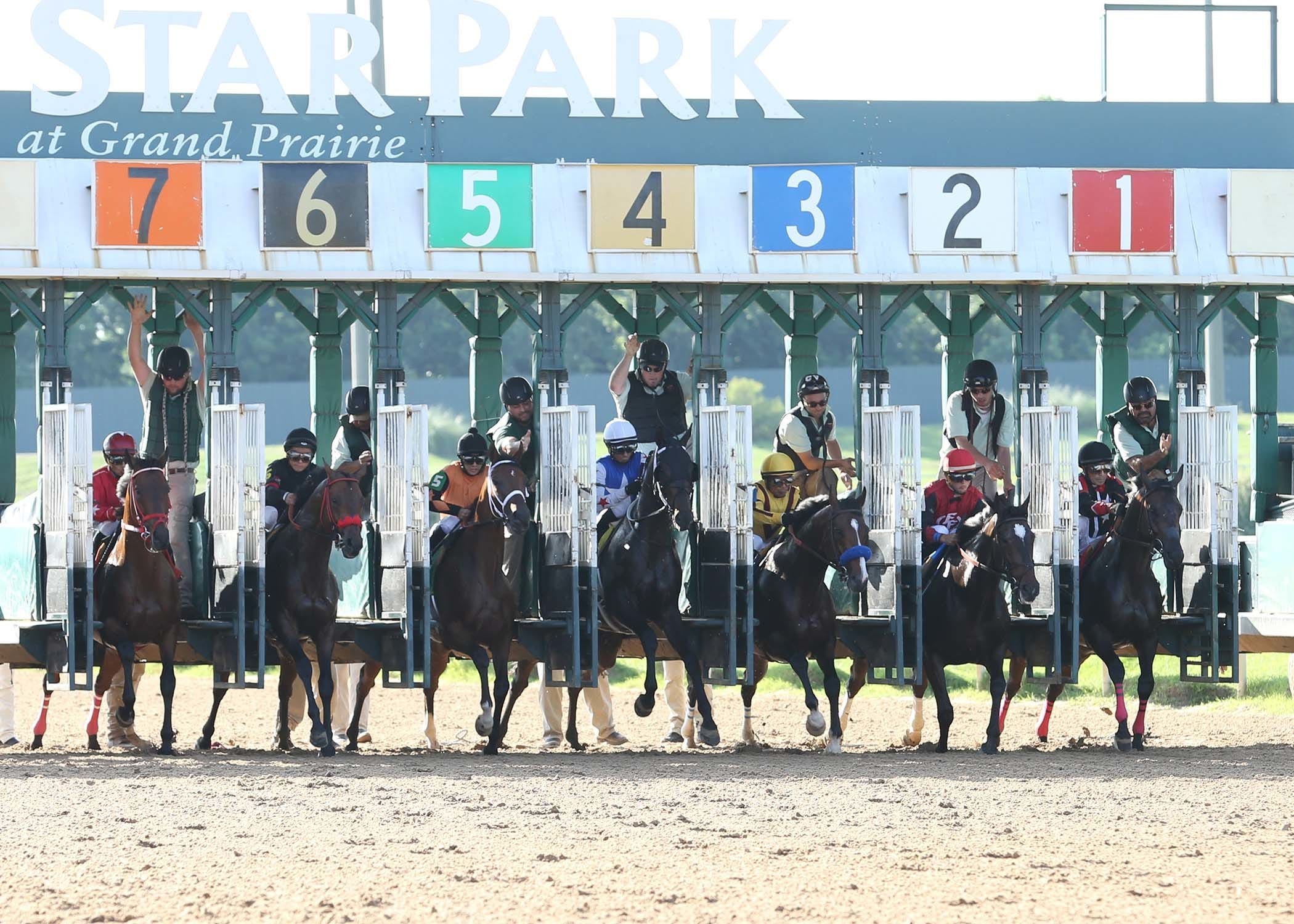 Ramirez-Rodriguez chasing Asmussen for first training title