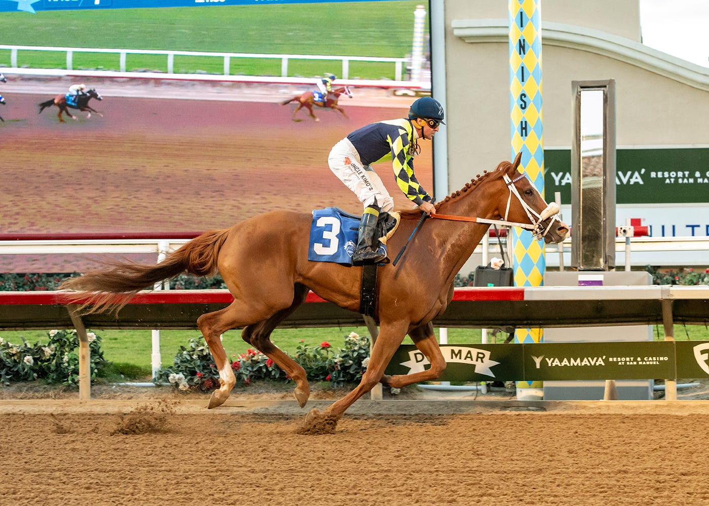 Om N Joy extends winning streak to four in Fleet Treat Stakes