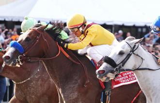 Cyrus Alexander uses late surge en route to Frosted triumph