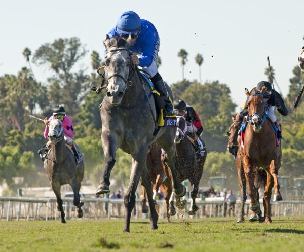 Breeders' Cup Juvenile Turf: Outstrip makes final move to top European ...