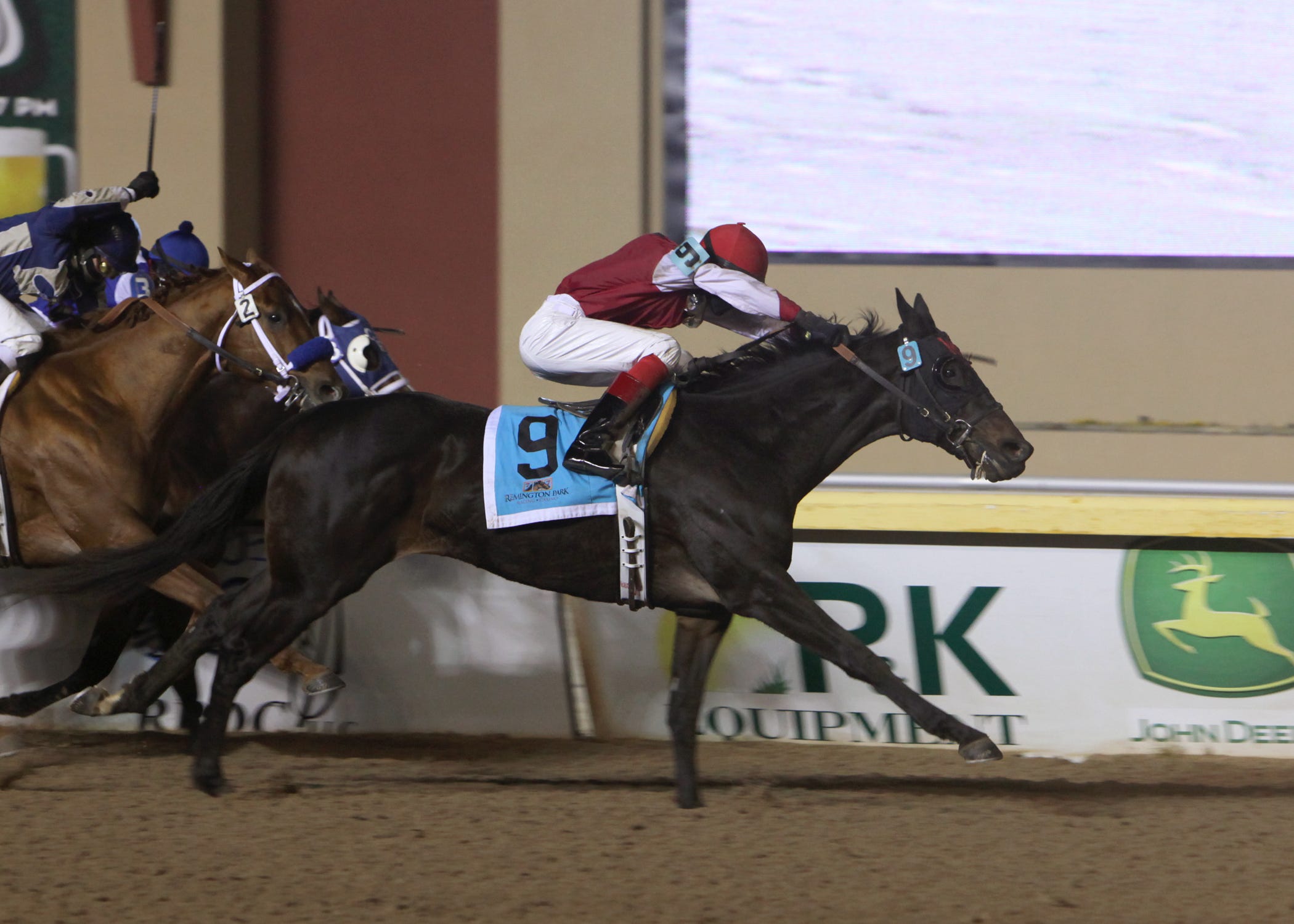 Remington: Ted's Folly takes Springboard Mile for sixth straight victory