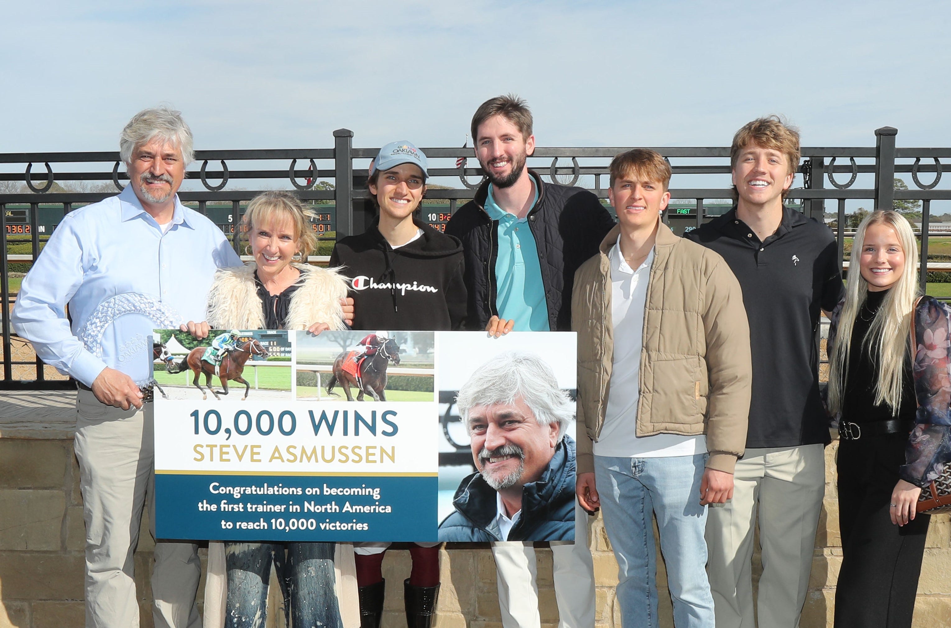 Asmussen becomes first trainer to hit 10,000 wins
