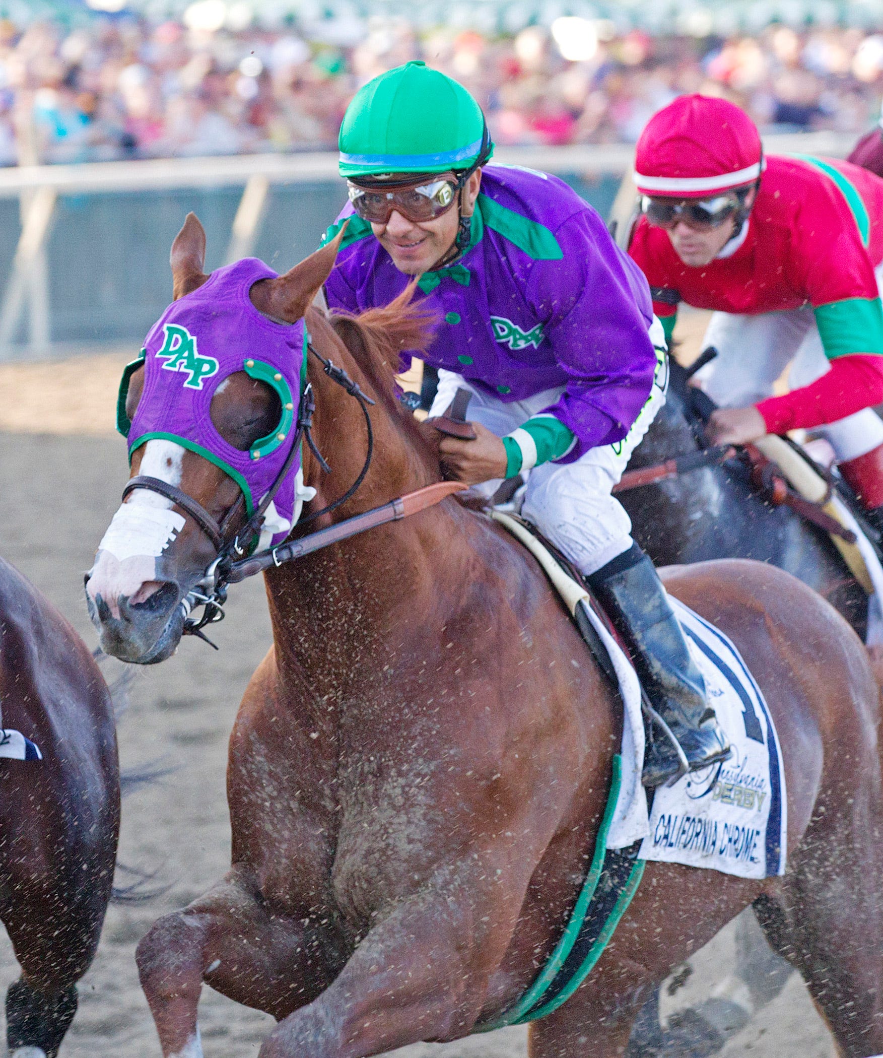 California Chrome shows signs of progress