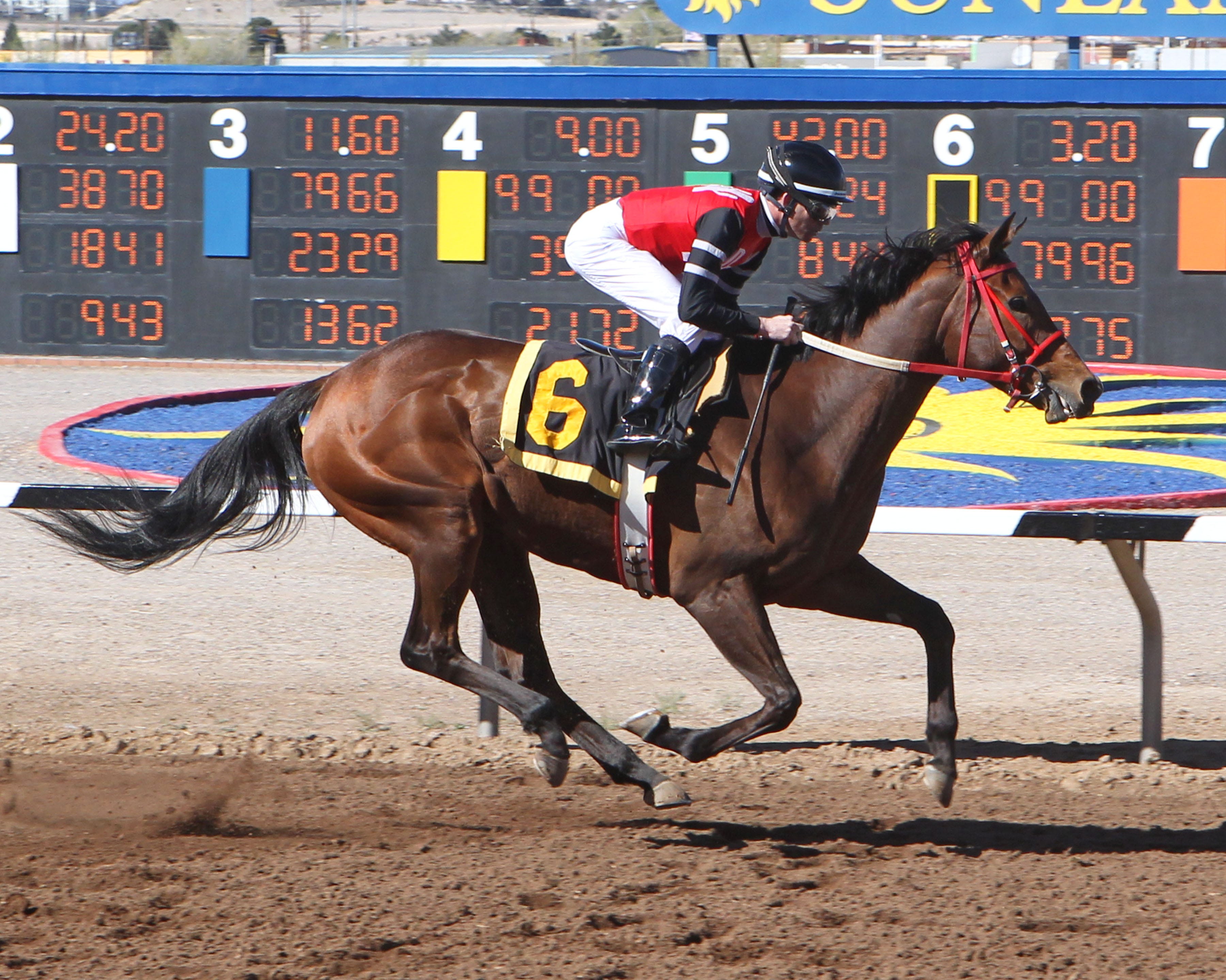 Escape Clause wins Harry Henson; All Out Blitz takes Bill Thomas