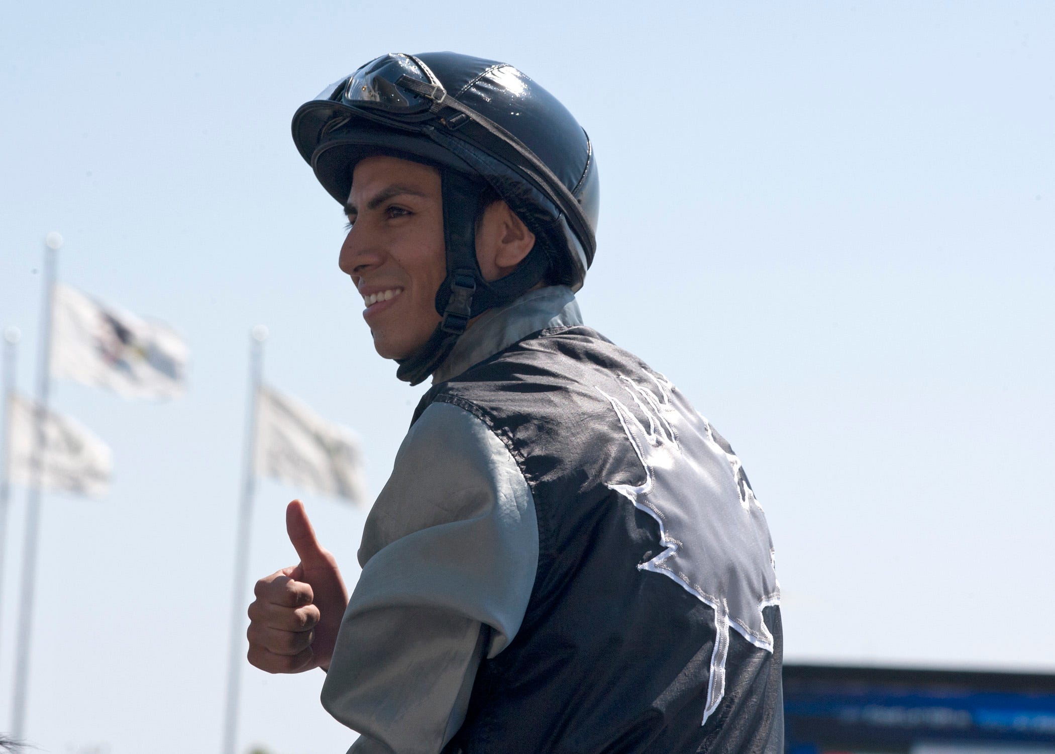 Beato out for month; Esquivel departs