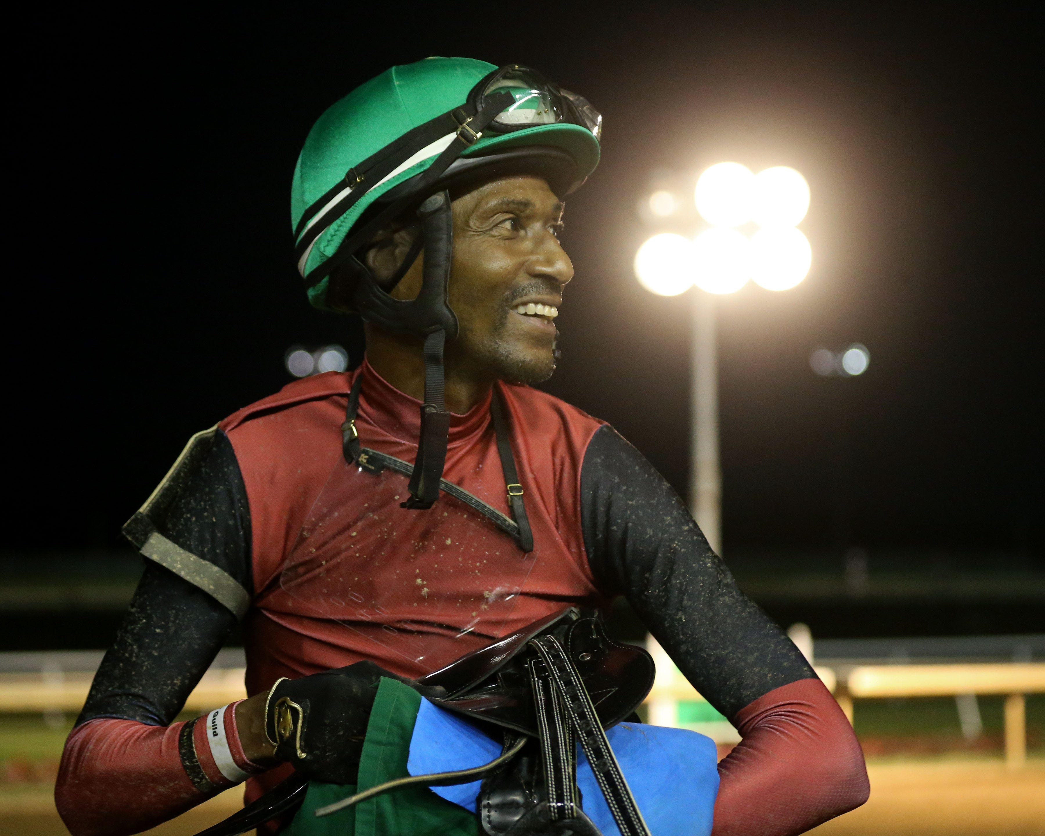 Deshawn Parker wins 6,000th race as jockey