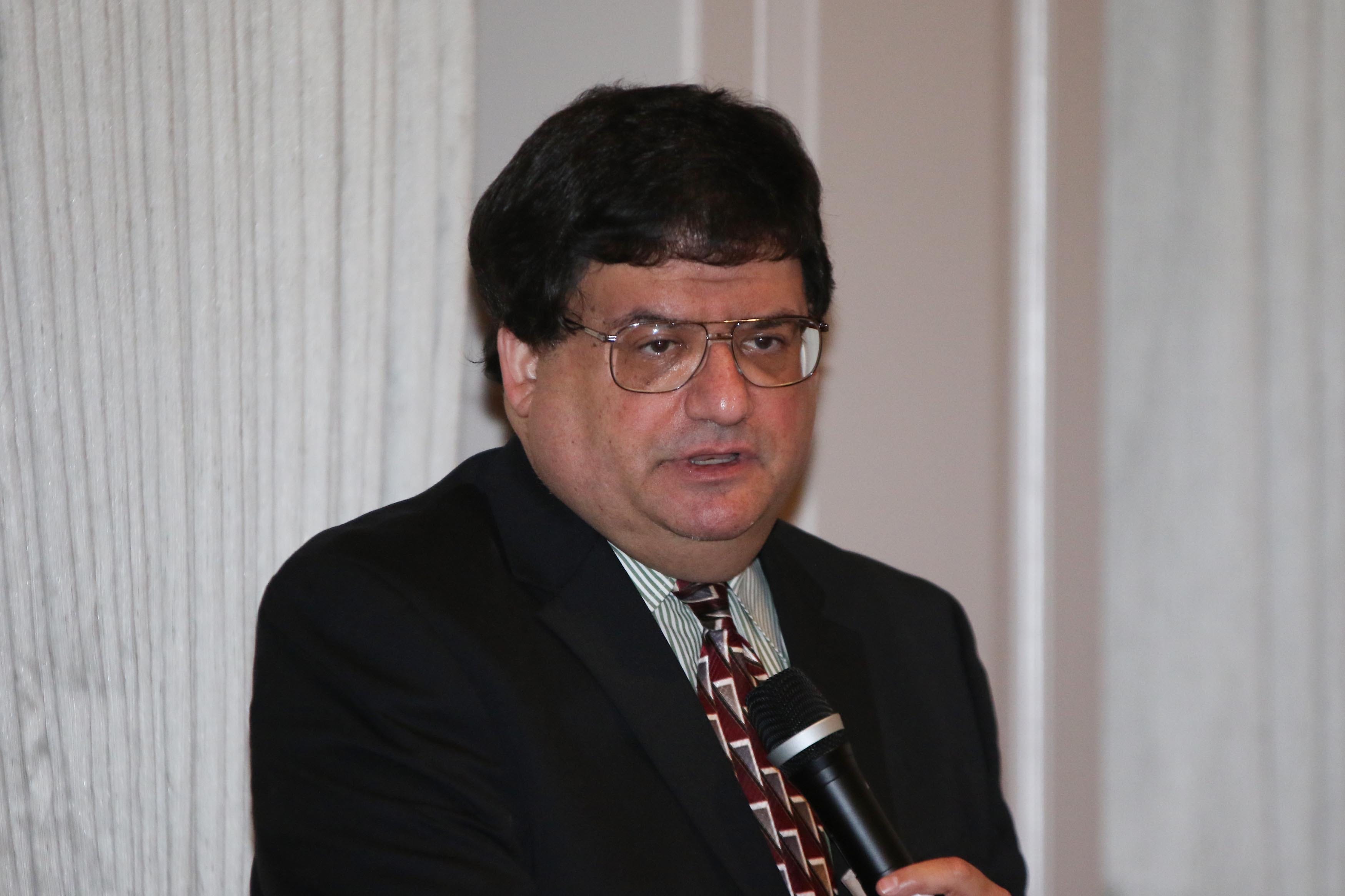 Harness: Profile of broadcaster Frank Drucker