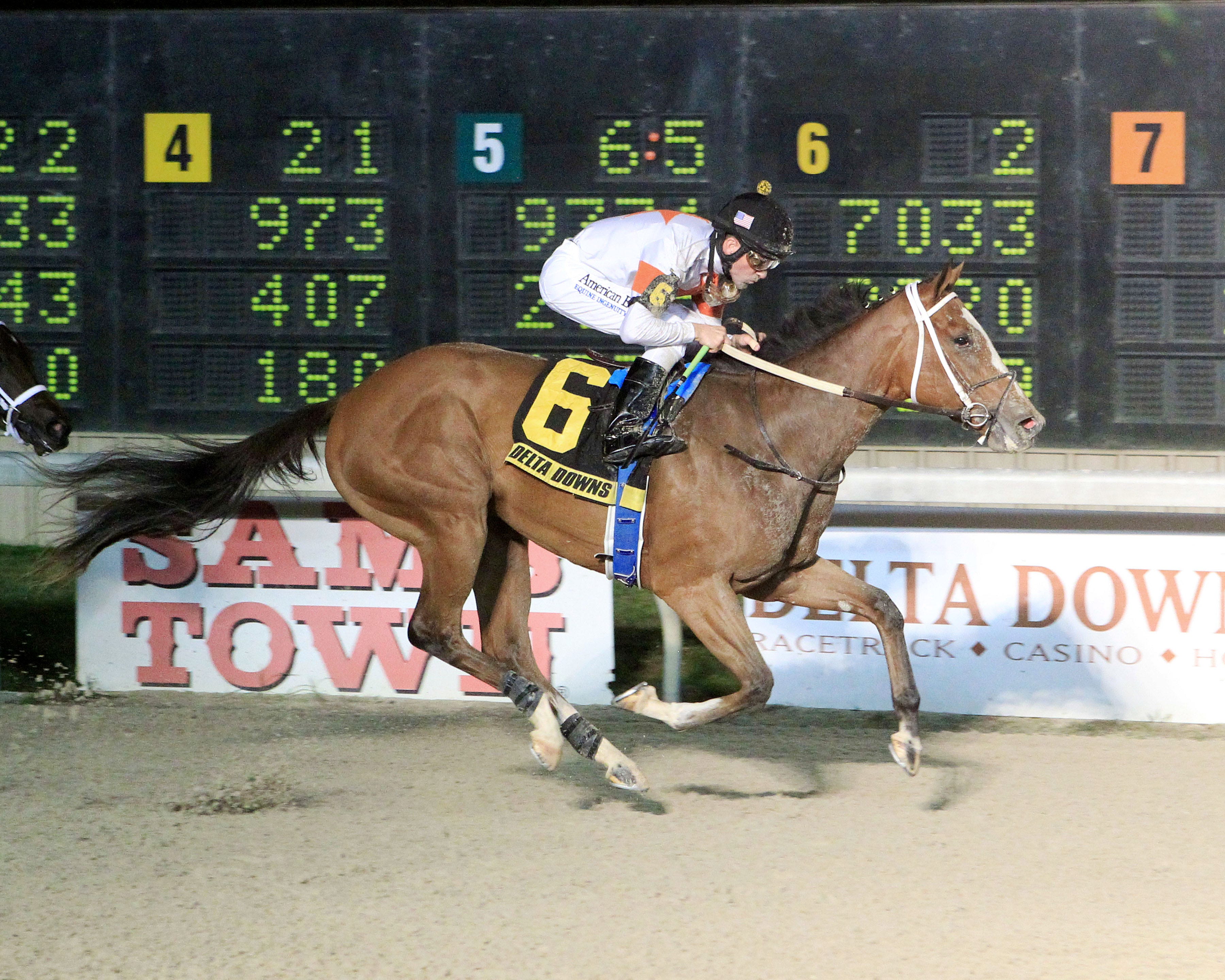 New tactics propel Golden Mischief to Delta Downs Princess