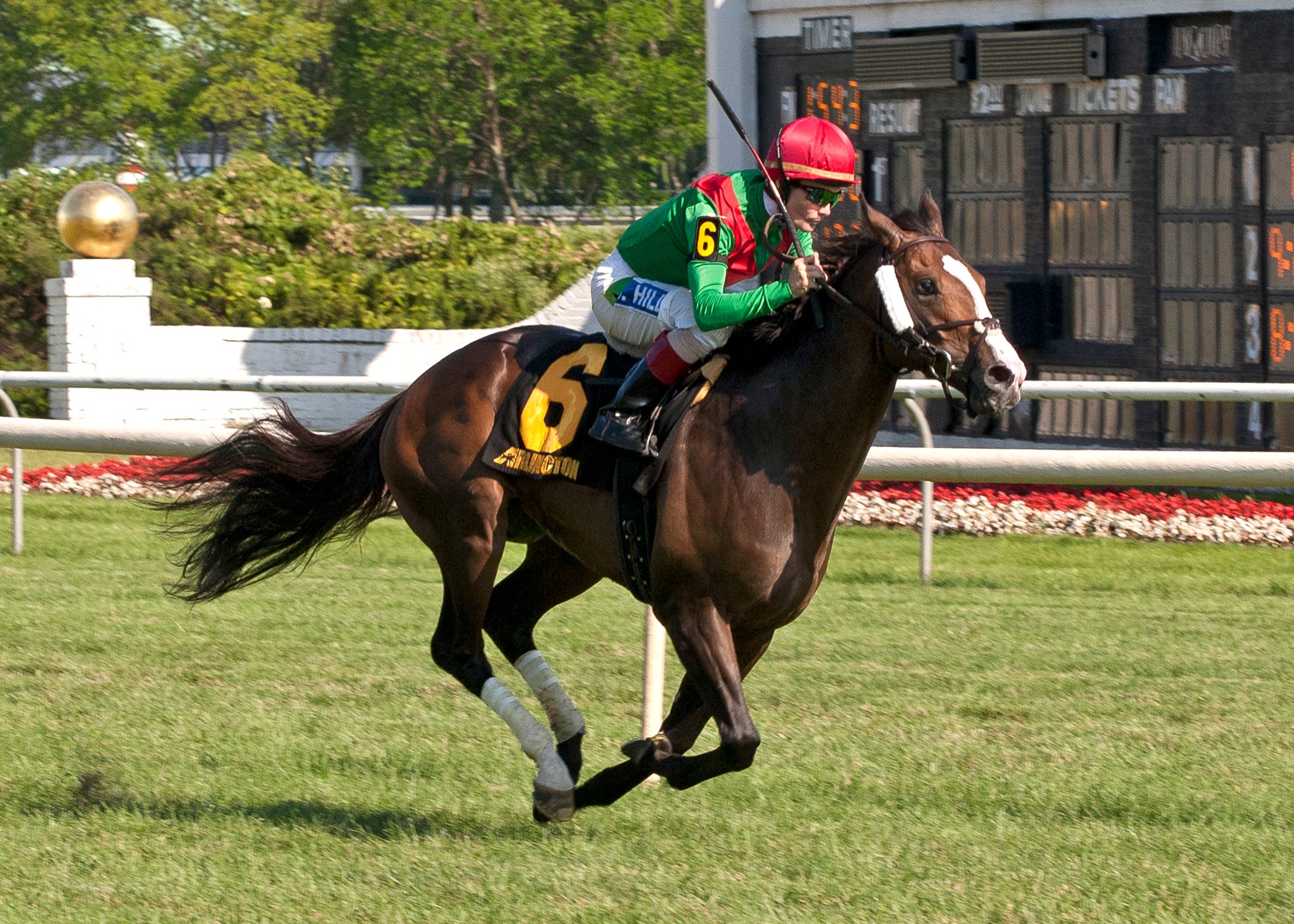 Hollywood Park: Infinite Magic finally makes it to Hollywood Derby