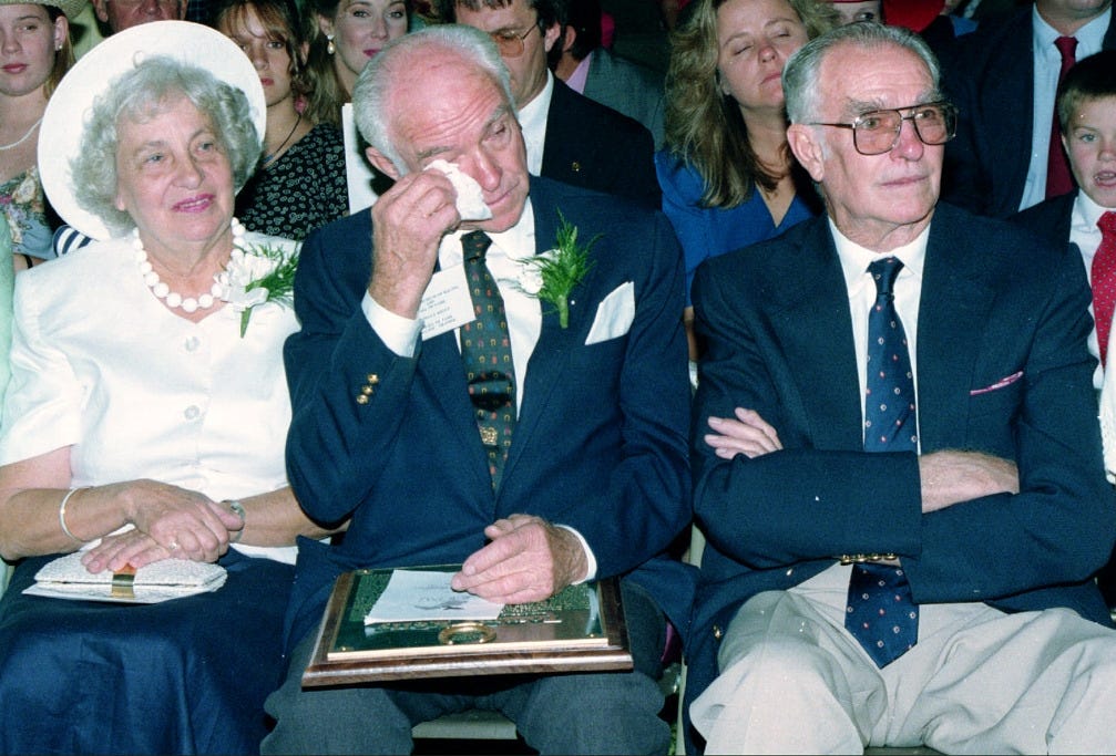 T.J. Kelly, Hall of Fame trainer, dead at 93
