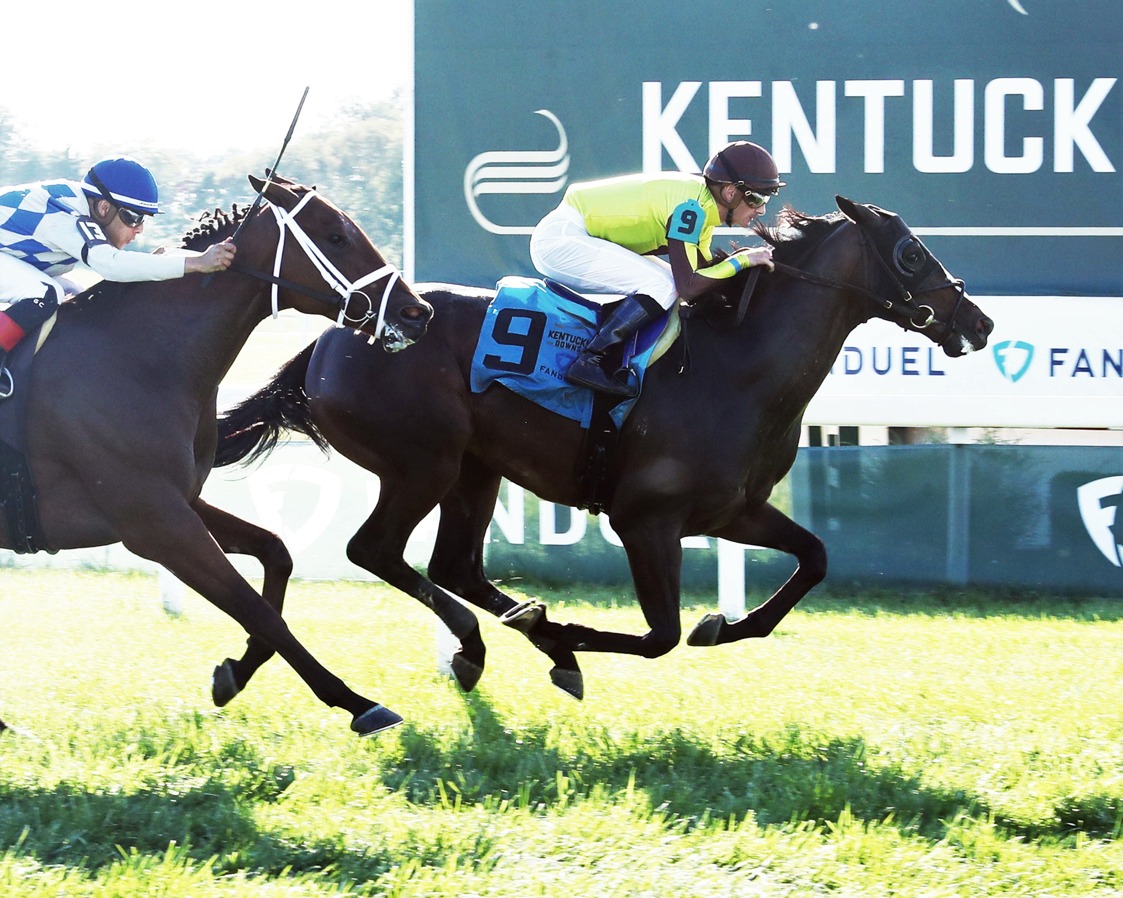 Law Professor's Tapit score makes Atras 1 for 1 at Kentucky Downs