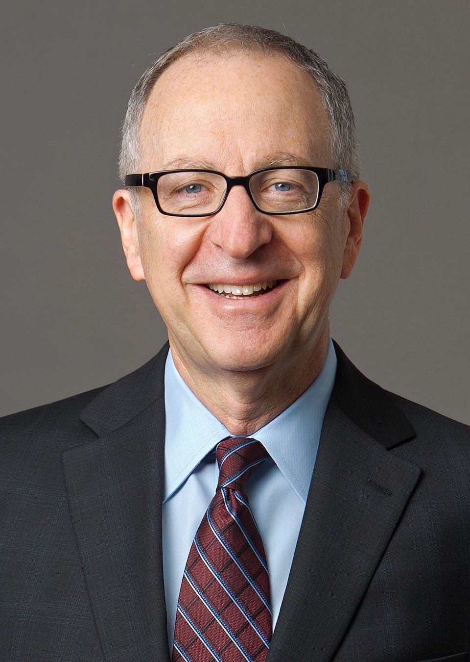 Skorton hired to head Smithsonian Institution