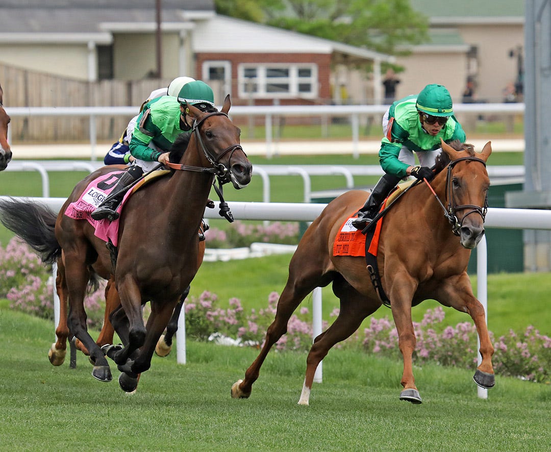 Winners coming from all over in early Kentucky Derby Day races