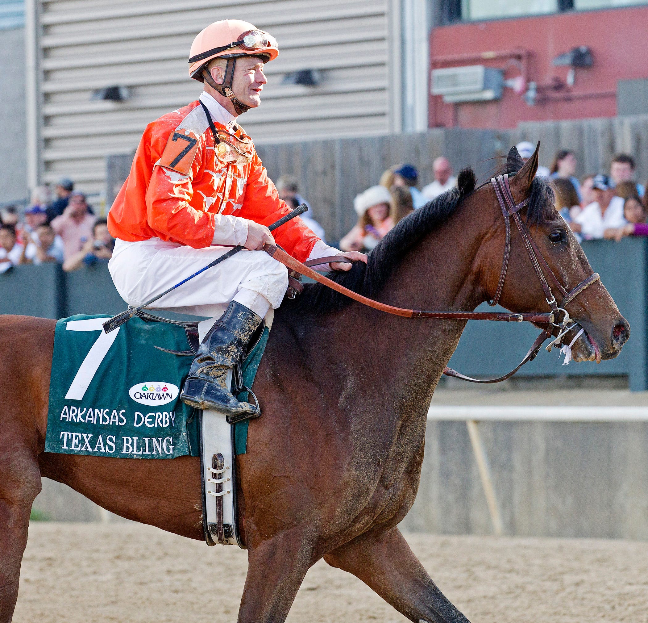 Texas Bling stretches out to mile for Assault
