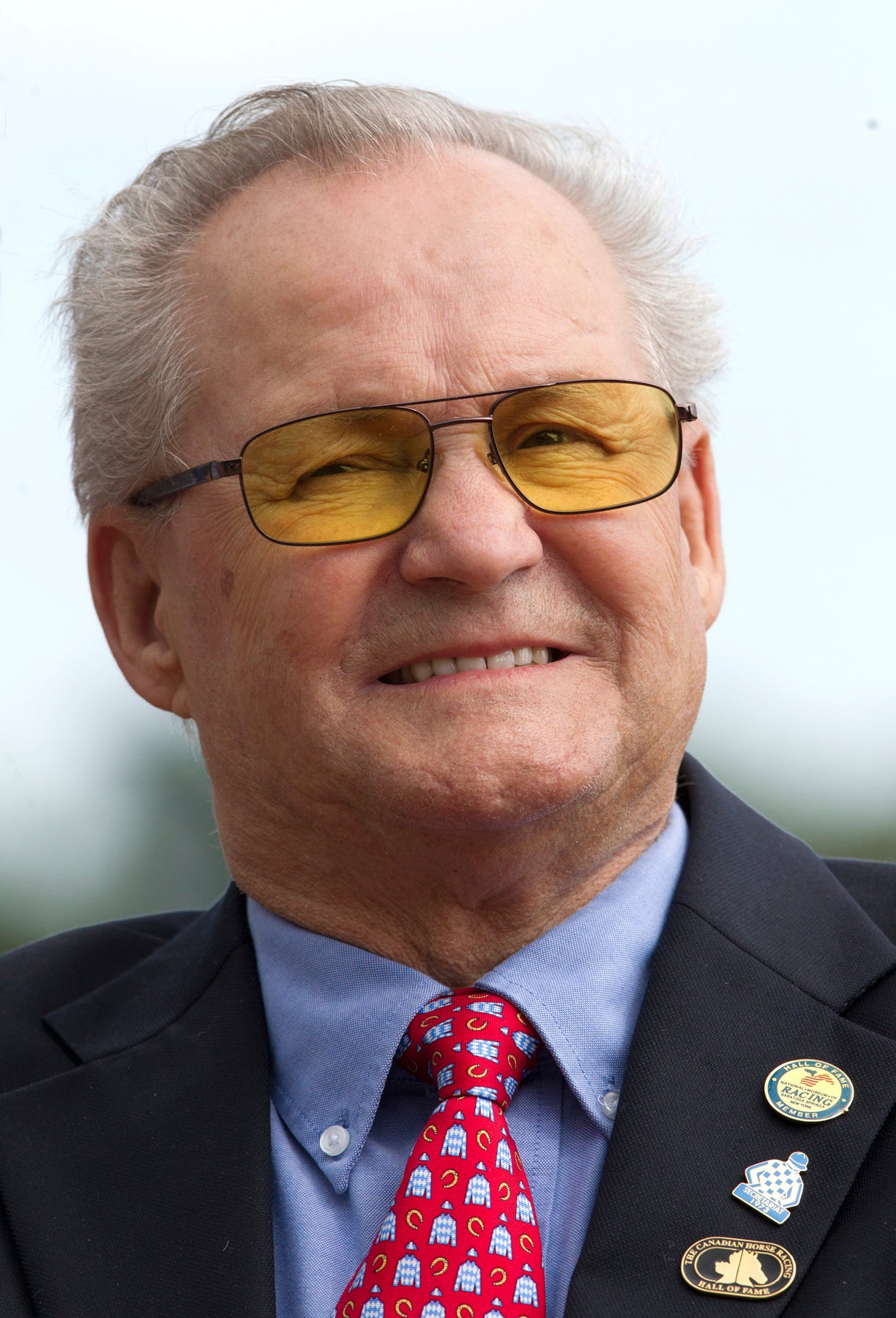 Hall of Fame jockey Turcotte breaks legs in accident