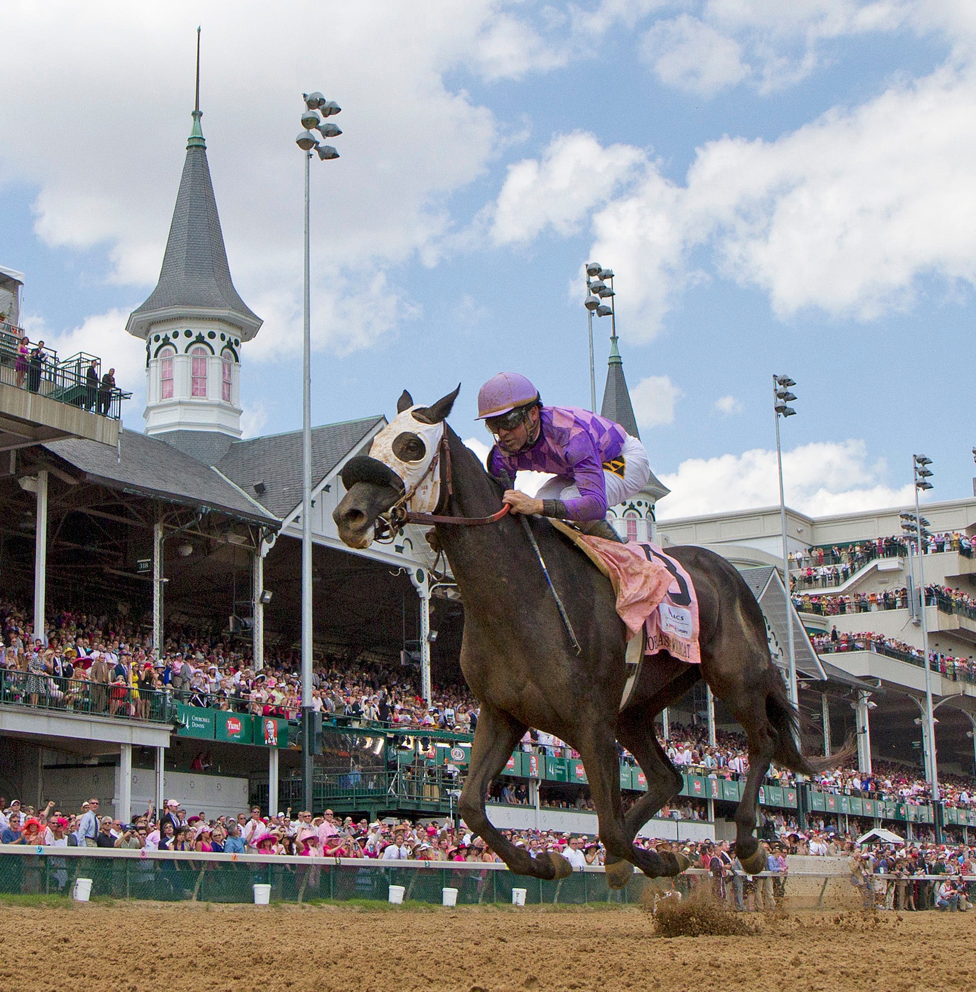 Eight Belles: Victoria’s Wildcat takes advantage of hot pace